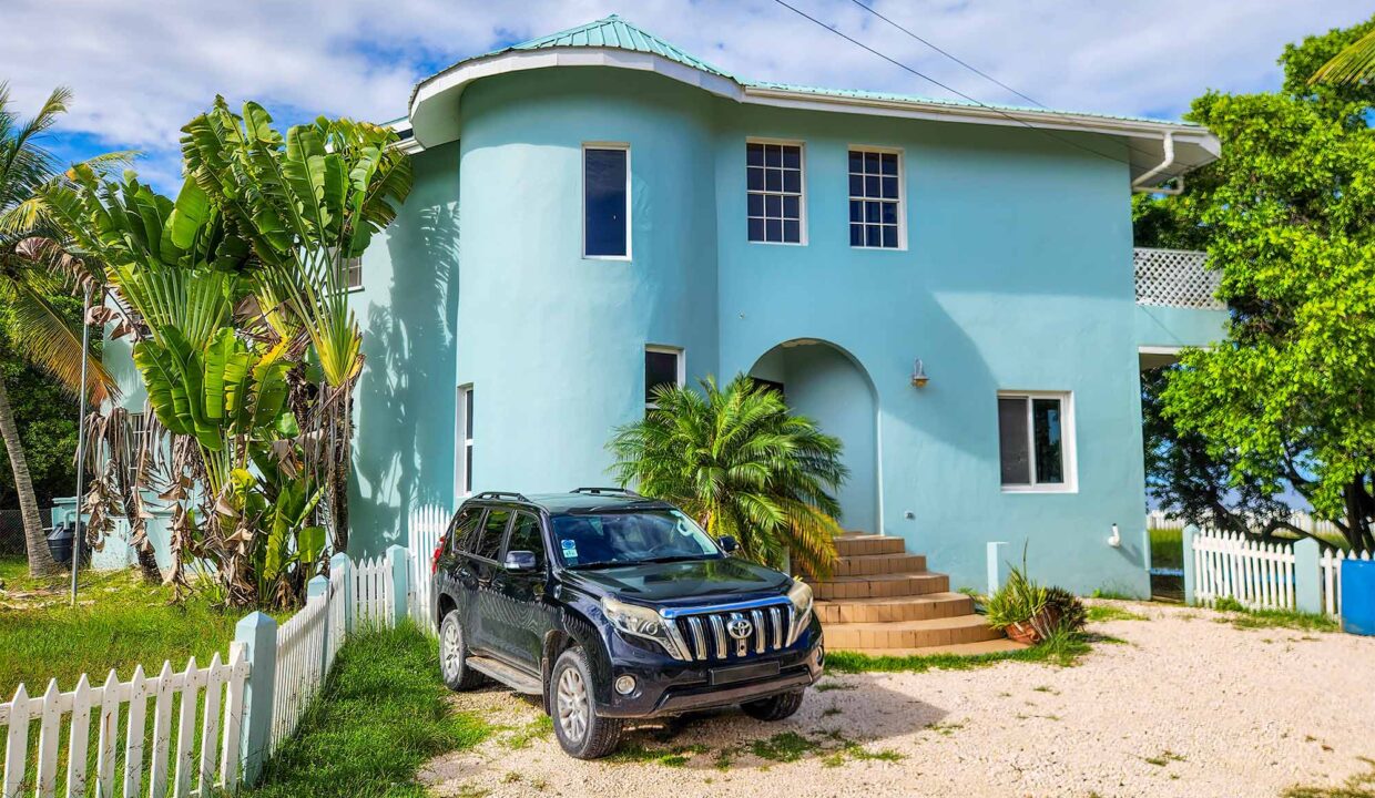 Exquisite Seafront Home in Fuller's Court, Belize City - Sea Sure Real ...